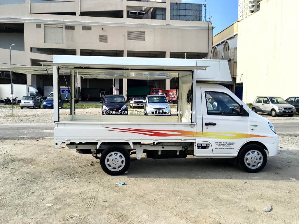 Boon Koon Viflex 2.0 - Luton Hawker - Soon Seng Motors 1979